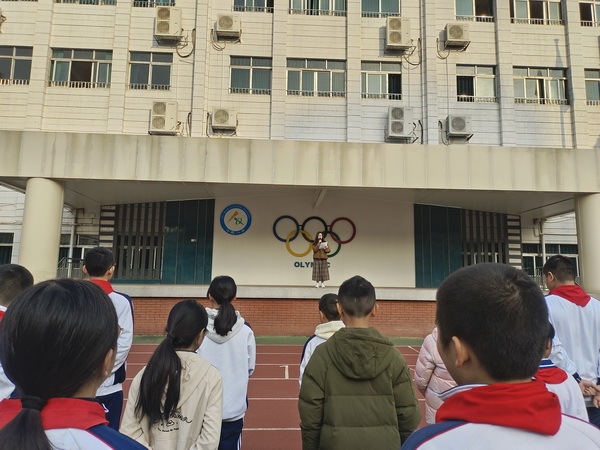 阳光心理 健康人生——小榄一中开展心理健康主题教育